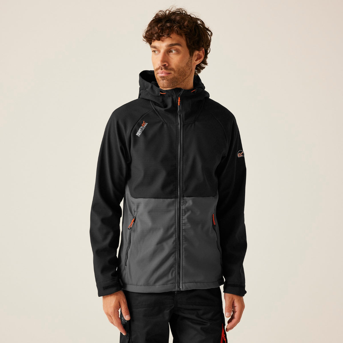 Regatta Professional Mens Surrender Hooded Softshell Jacket – Avenue 85